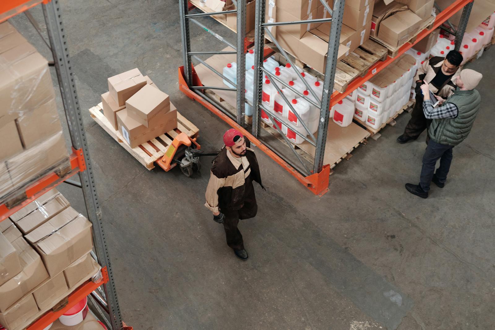 How to Hire Warehouse General Laborers for Smooth Operations